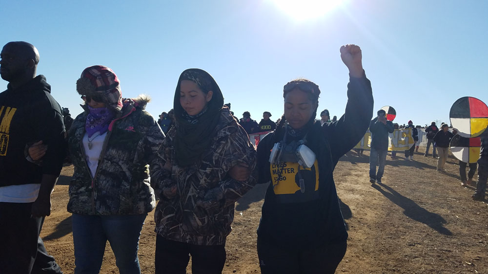 Weekly Radio Show | Sabrina Artel Trailer Talk